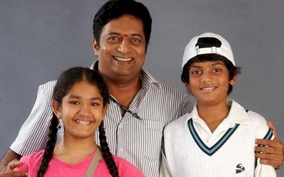 makkalmedia- Vilayattaa Padakotti songs lyrics from Dhoni tamil movie ...